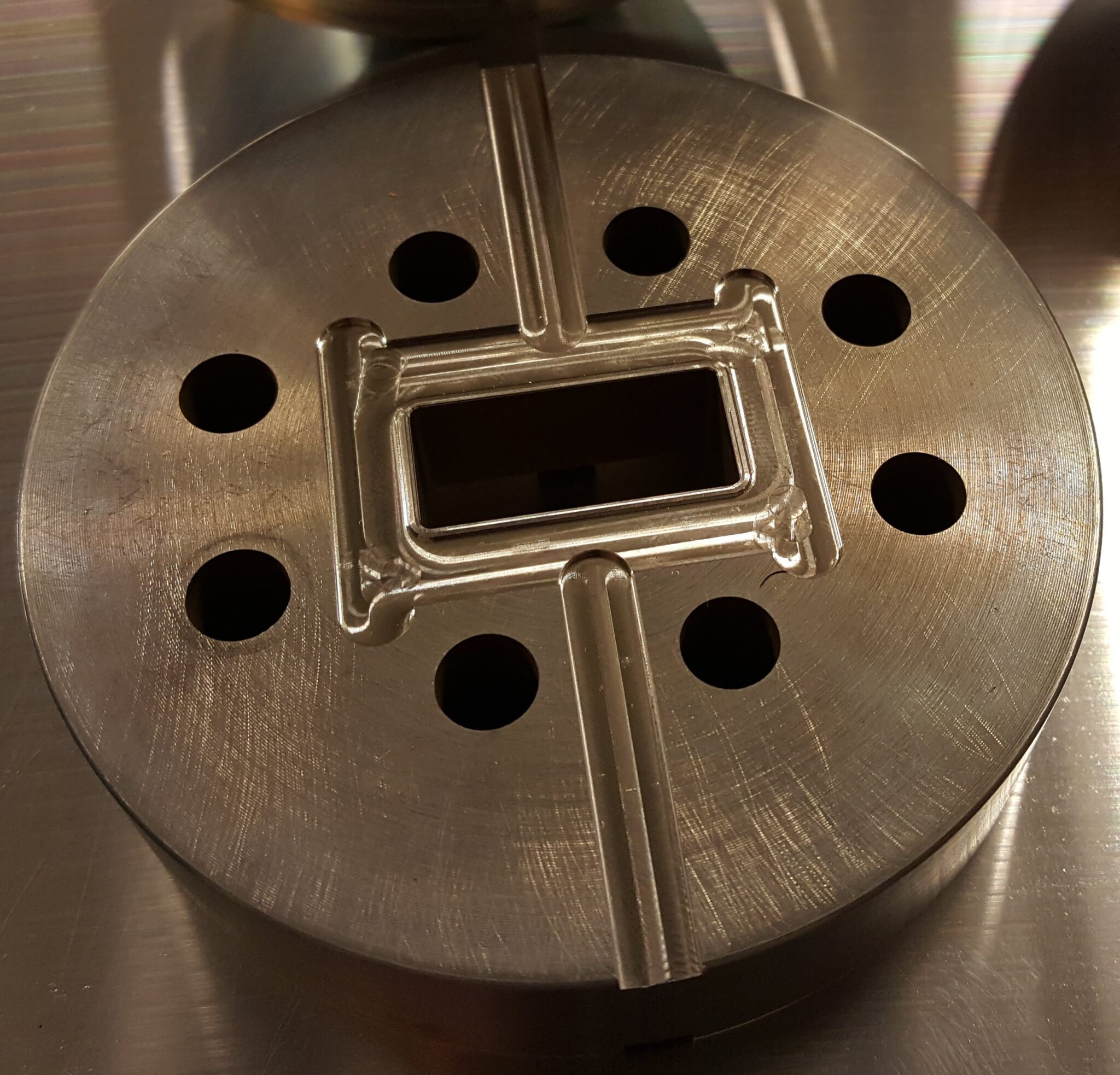 Energy - Hybrid Microwave RF Port Flange | EDMIS