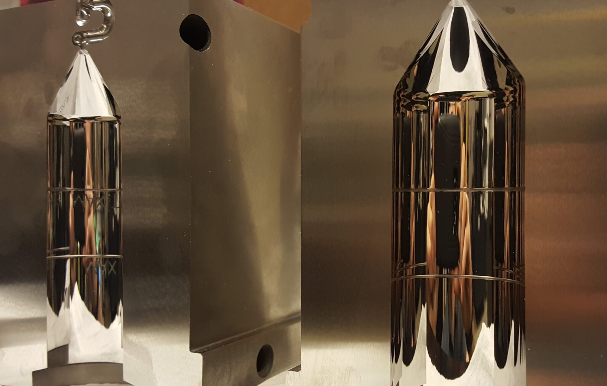 Medical - Disposable Sample Container Mold | EDMIS