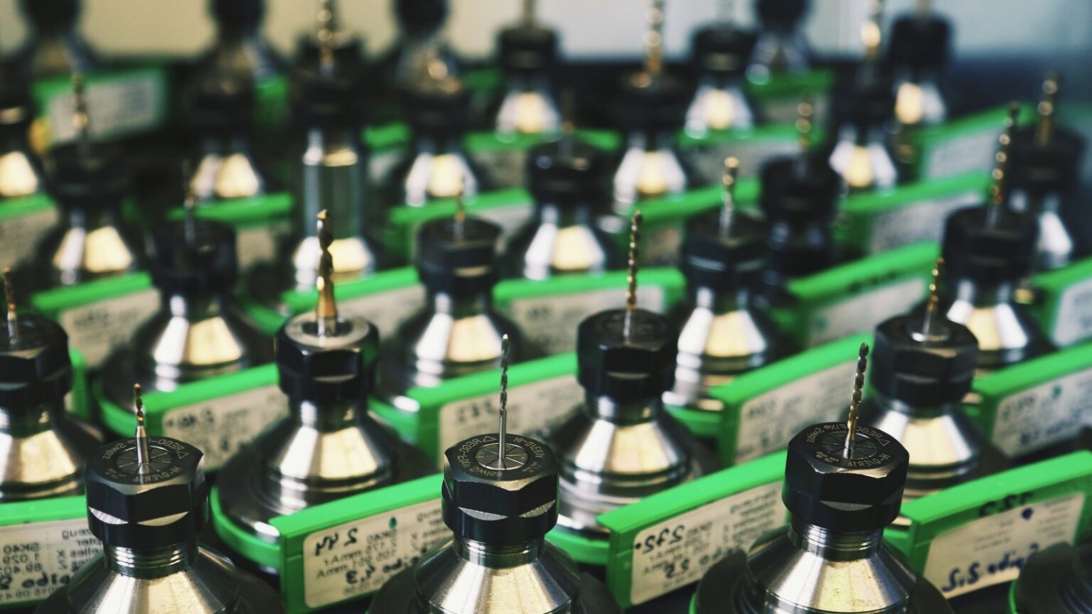 Micro Milling Services | Precision Micro Machining | EDMIS